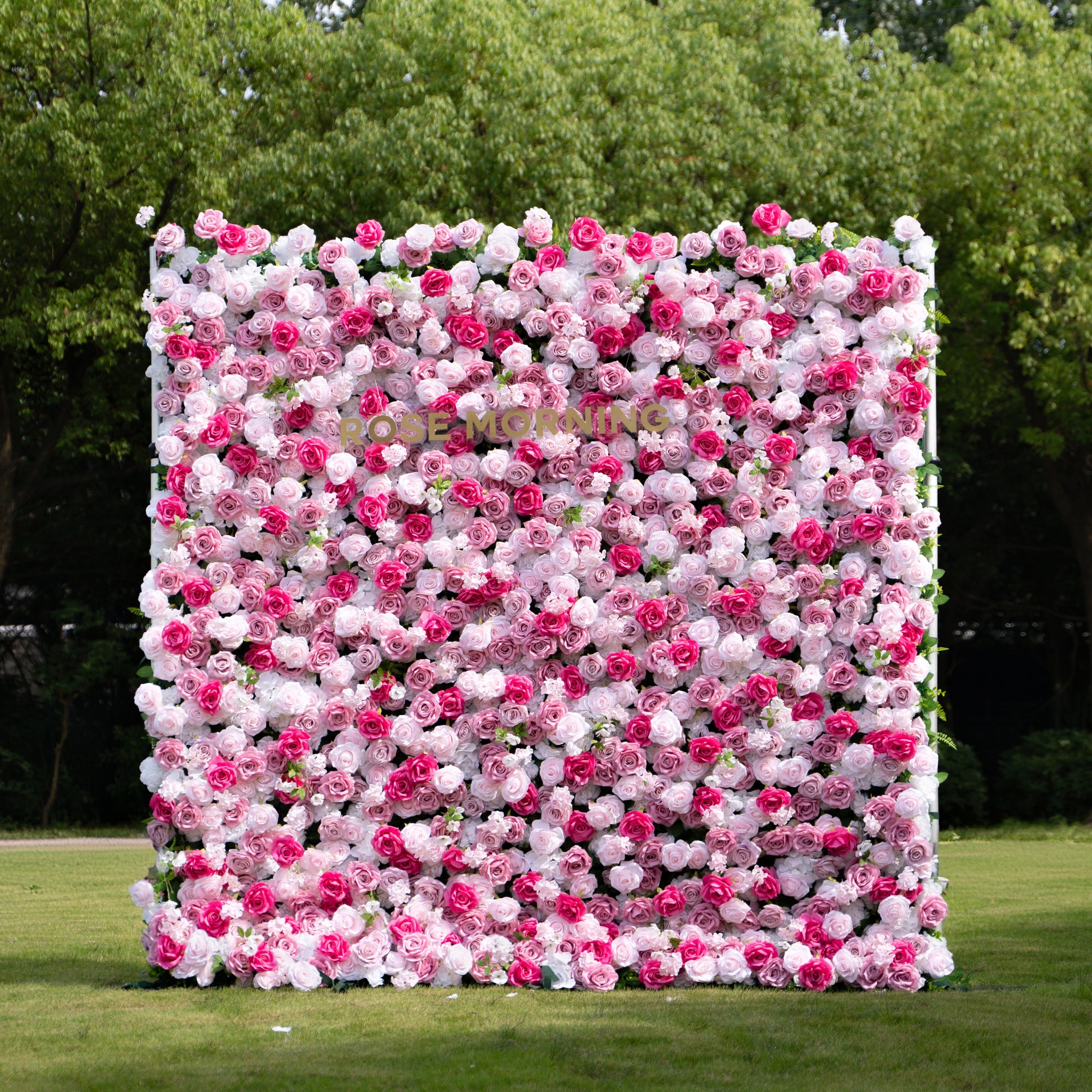 Rosalie：5D Fabric Artificial rolling up curtain flower wall - Rose ...