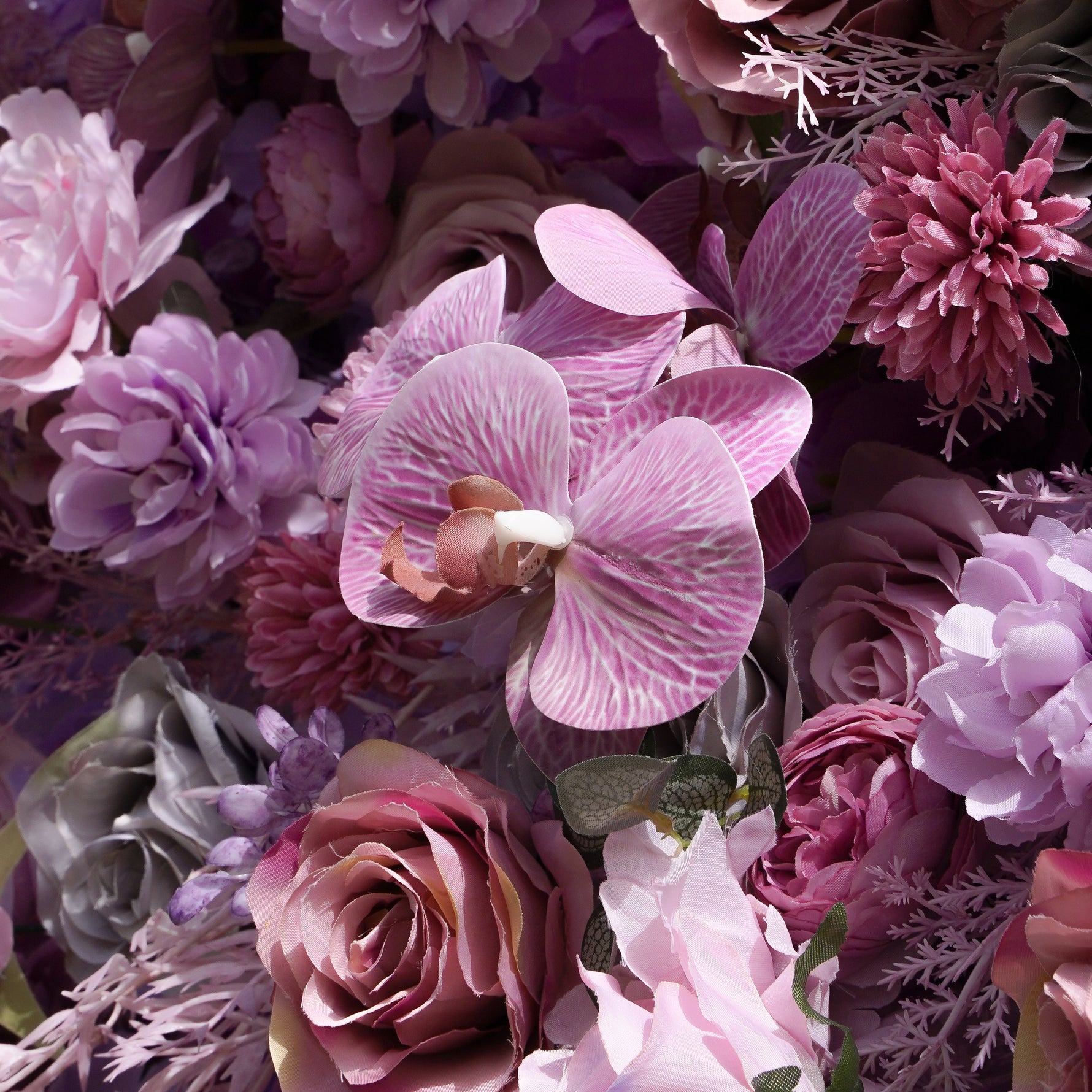 Monica：5D Fabric Artificial rolling up curtain flower wall – Rose Morning